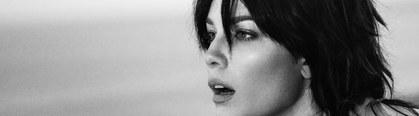 10 Things You Should Know About Halsey