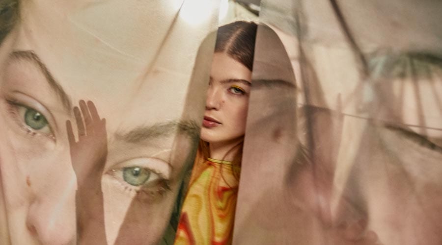 Q&A With Intriguing and Beautifully Complex Artist to Watch: deryk